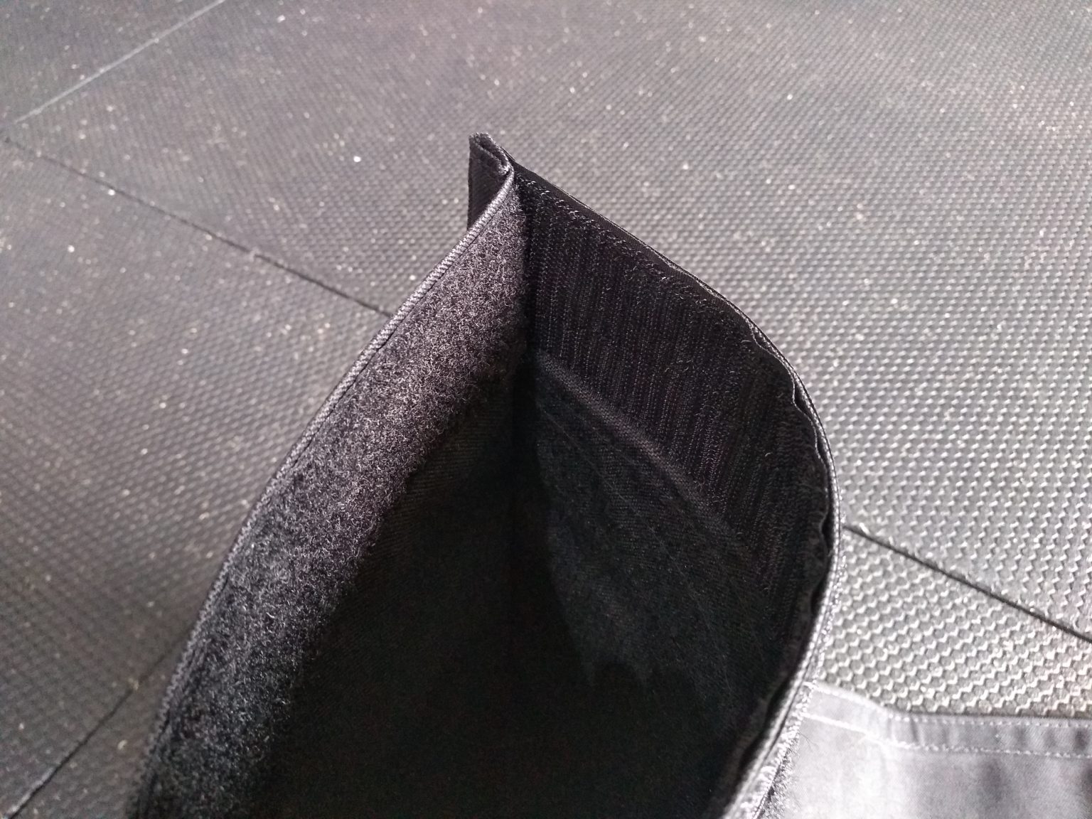 Brute Force Sandbag Review and Workout | Garage Gym Equipment Ideas