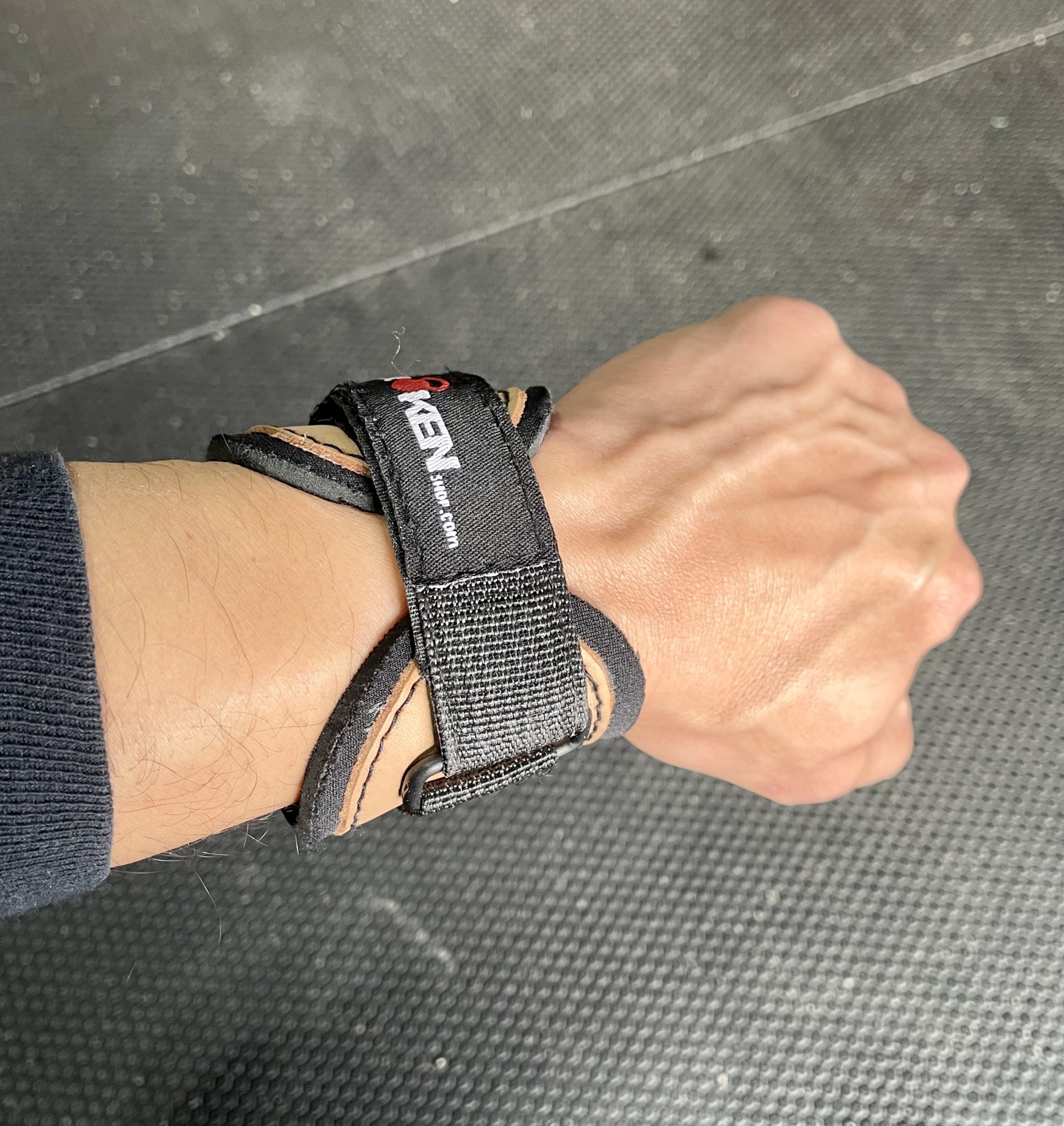 UnbrokenShop Hand Grips Pro Review - Garage Gym Ideas