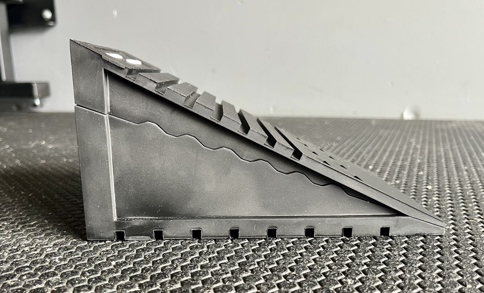 Freak Athlete Slant Blocks Pro Review - Adjustable Squat Wedges