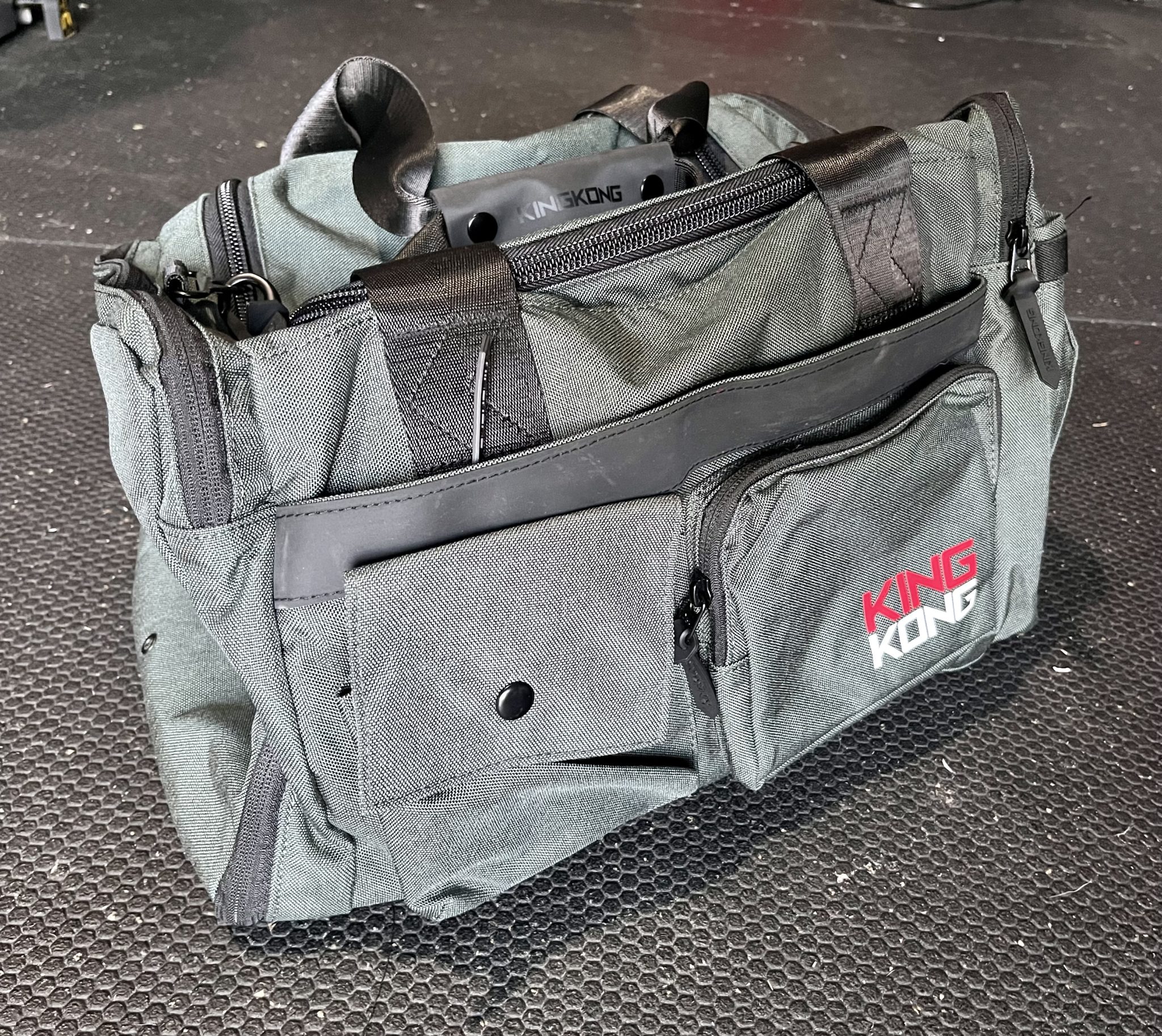 King Kong Duffle Bag Review - Plus33 JNR Gym Duffel Bag