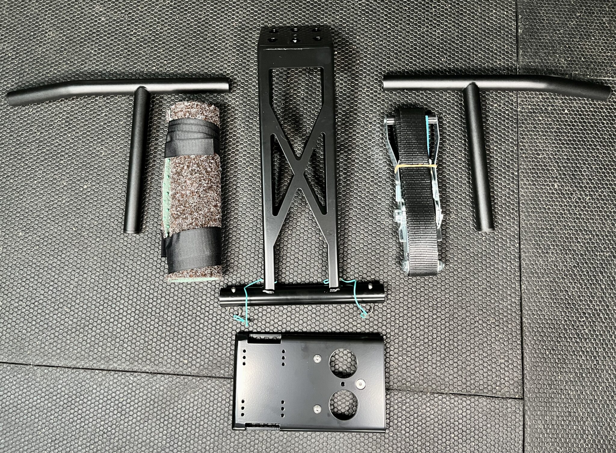 Pullup & Dip Outdoor Bar Review - Portable Pull Up and Dip Station