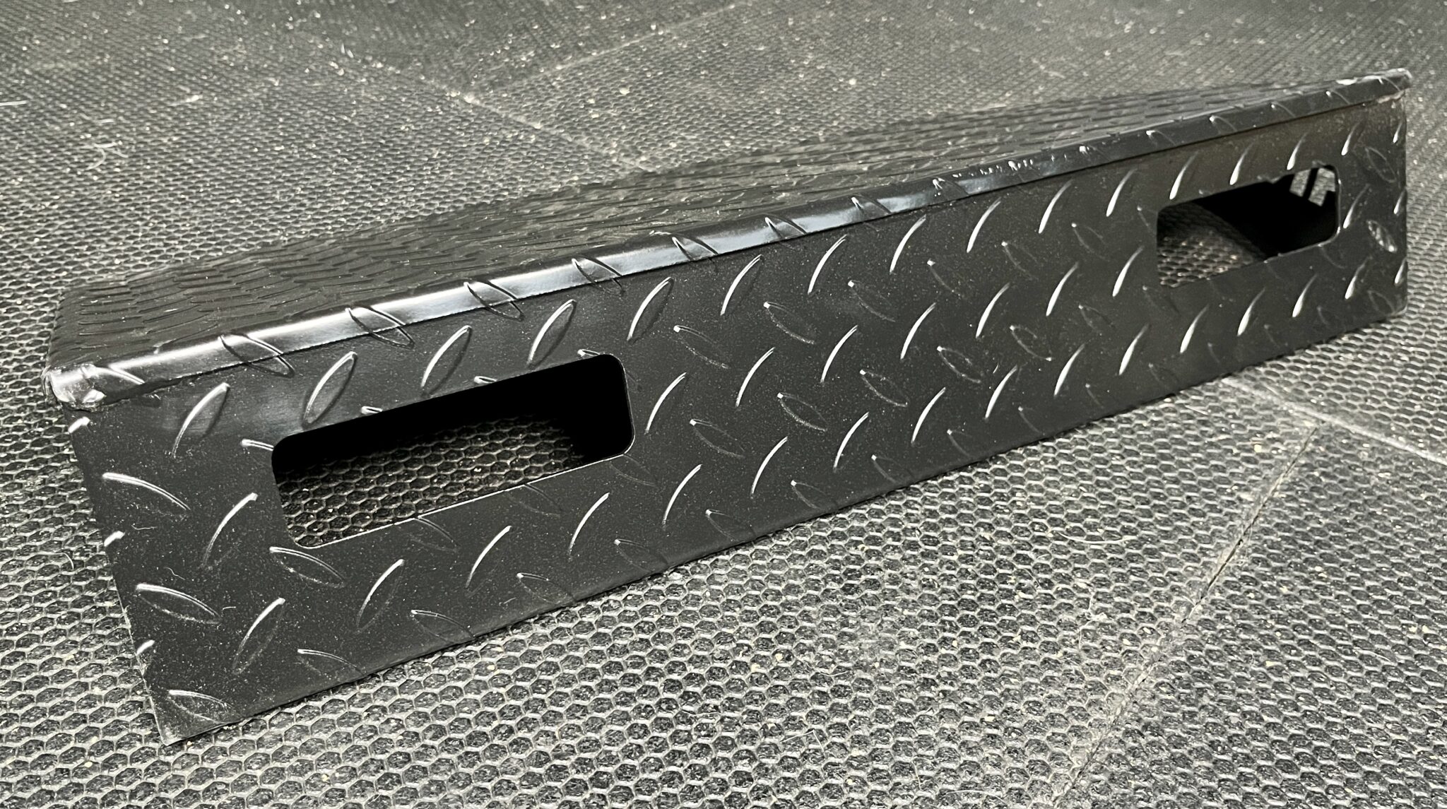 Ripped Ramp Review - Metal Slant Board Squat Wedge