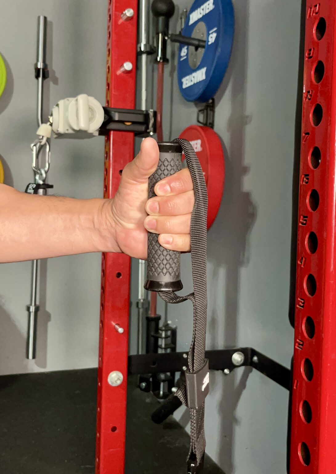 UClips Smile Handle Review - D-Handle & Hammer Grip Handle