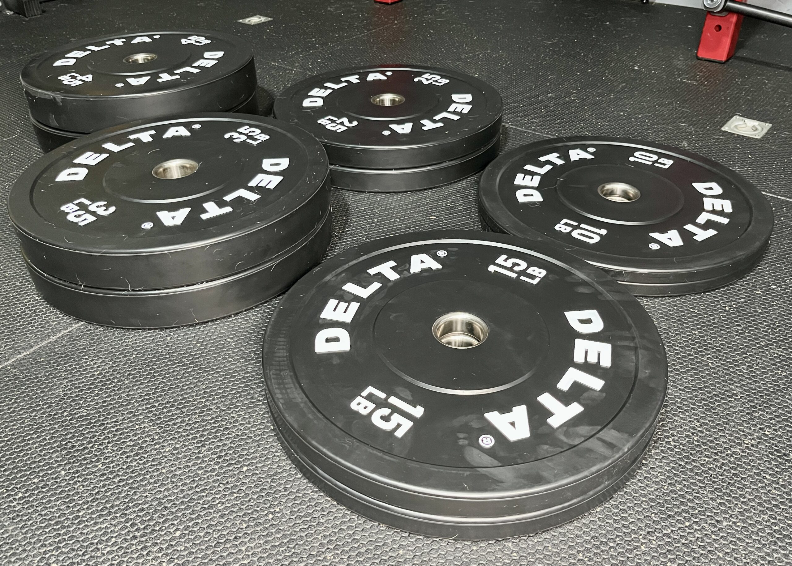Delta Onyx Bumper Plates Review - Budget Bumper Plates ($1/LBS)